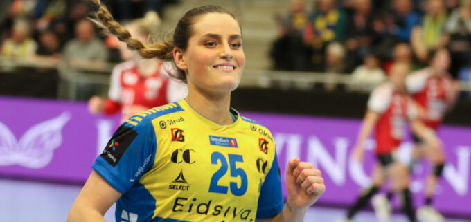 Det er duket for søsterduell når Anniken Obaidli møter Sherin og Mona ...