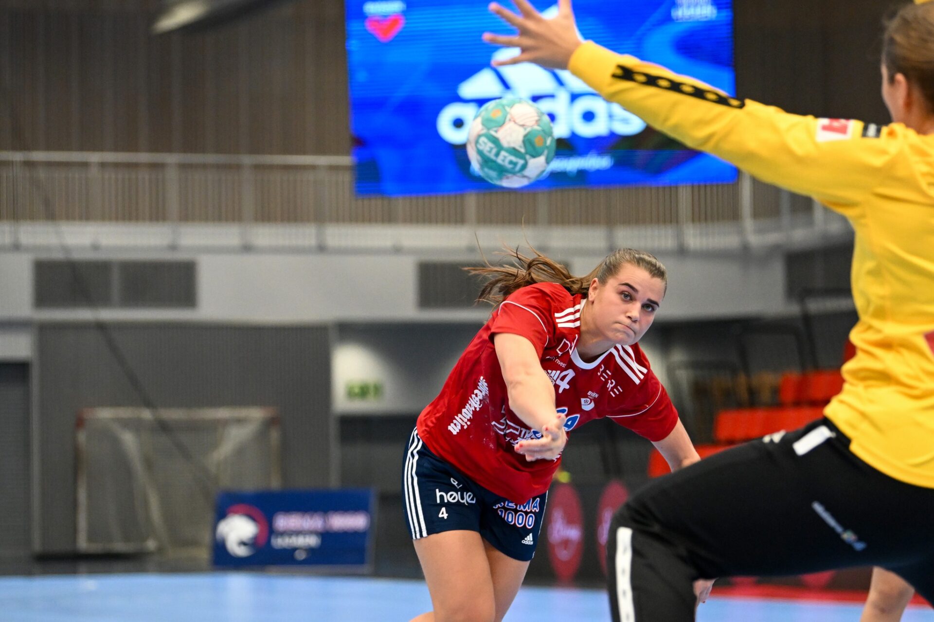 Mathilde Arnstad: – Vi bygger sten for sten og vi skal klatre bra på ...